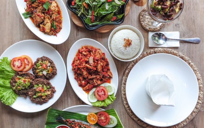 Keunikan Kuliner Khas Manado yang Antimainstream | Portal Berita Bisnis ...